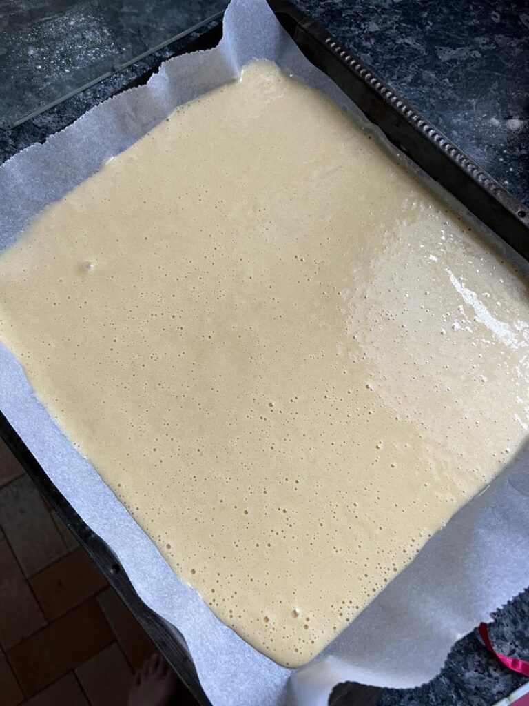 Jam Roly-poly (roulé à la confiture) - Chez Becky et Liz, Blog de ...